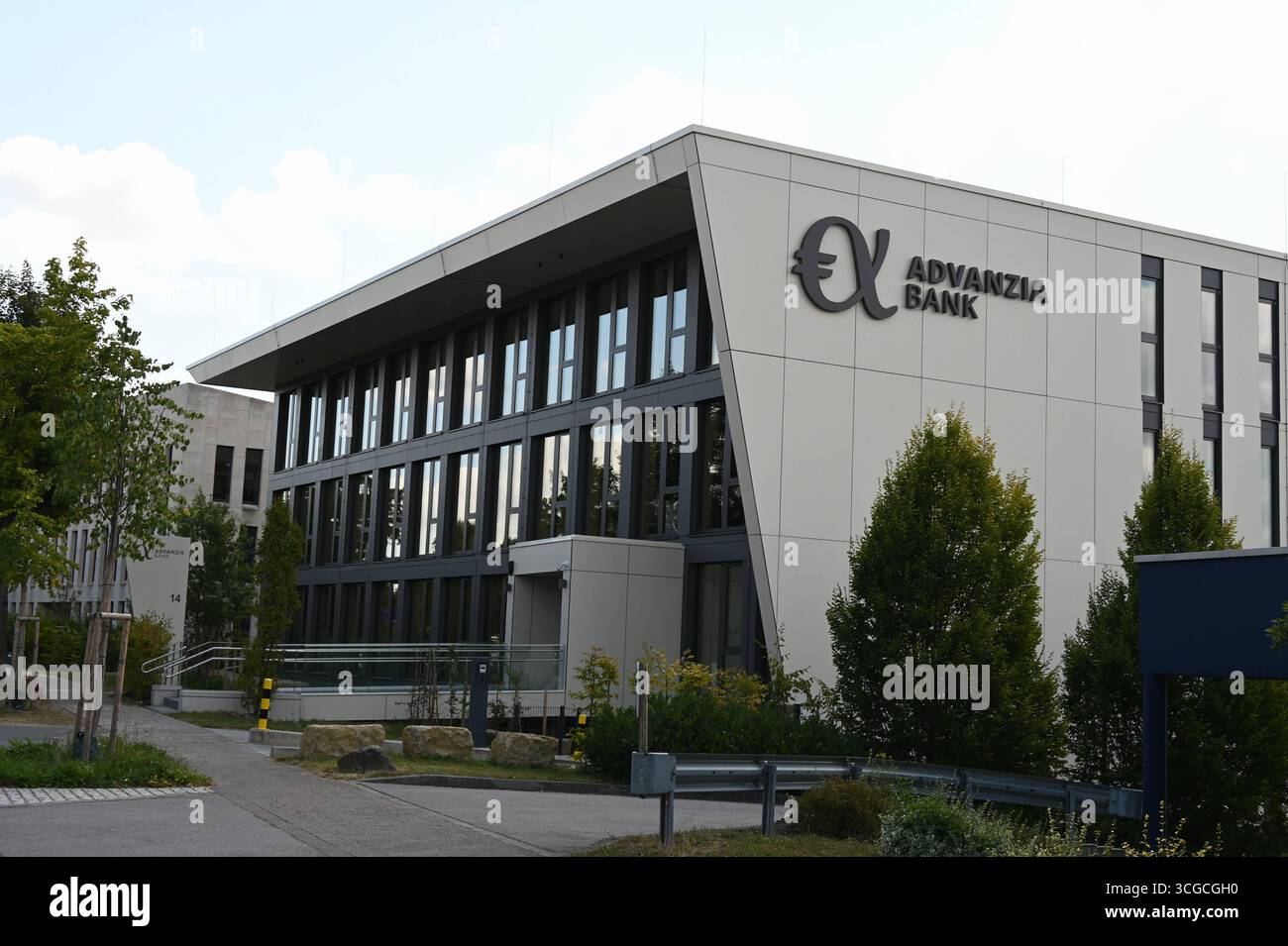 Advanzia Bank, ist eine europäische Direktbank mit Sitz in Luxemburg ...