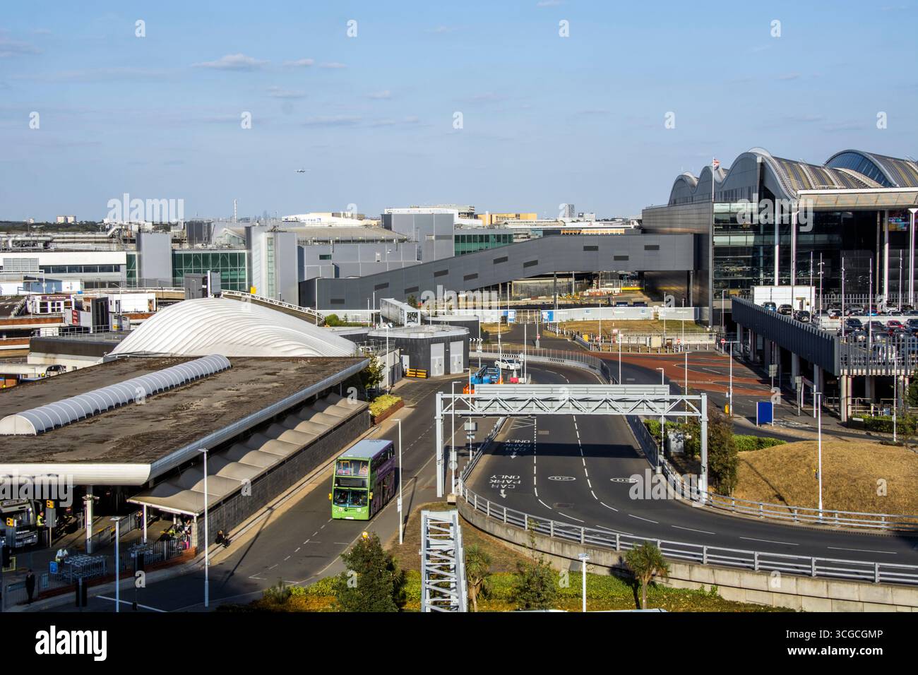 Hilton garden inn london heathrow hi-res stock photography and images ...