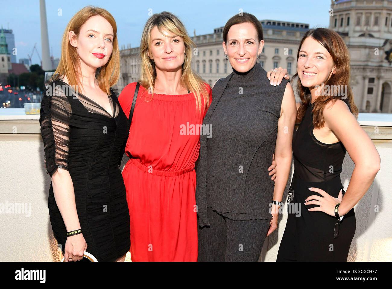 Olivia Marei, Ina Paule Klink, Ulrike Frank und Iris Mareike Steen beim ...
