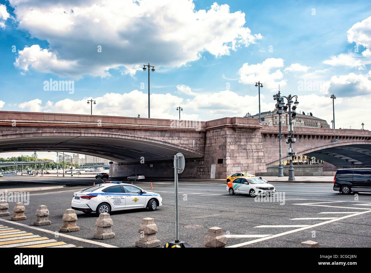 Police post at the Bolshoi Moskvoretsky Bridge near the Moscow Kremlin ...