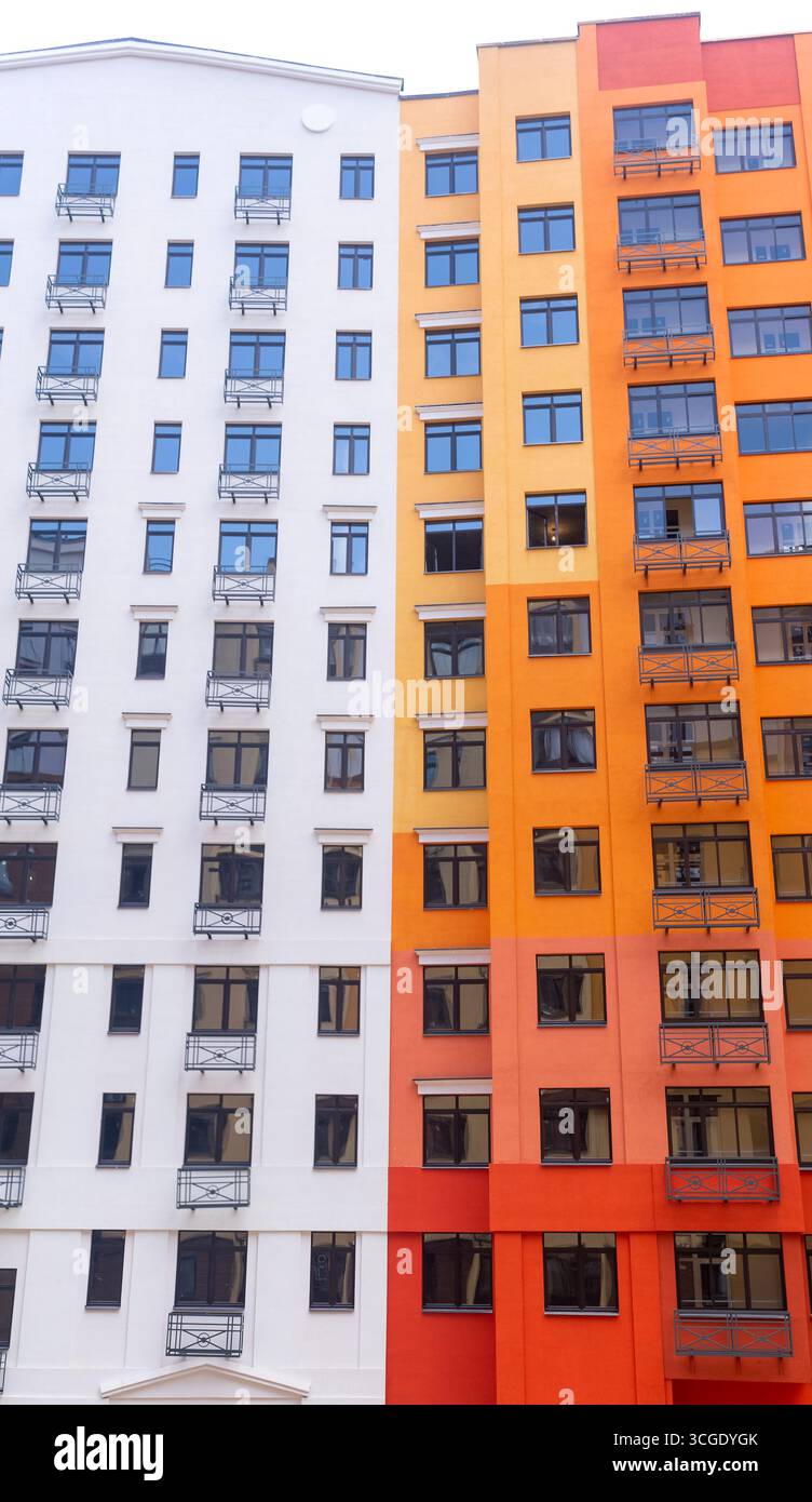 Facades multi story buildings hi-res stock photography and images - Alamy