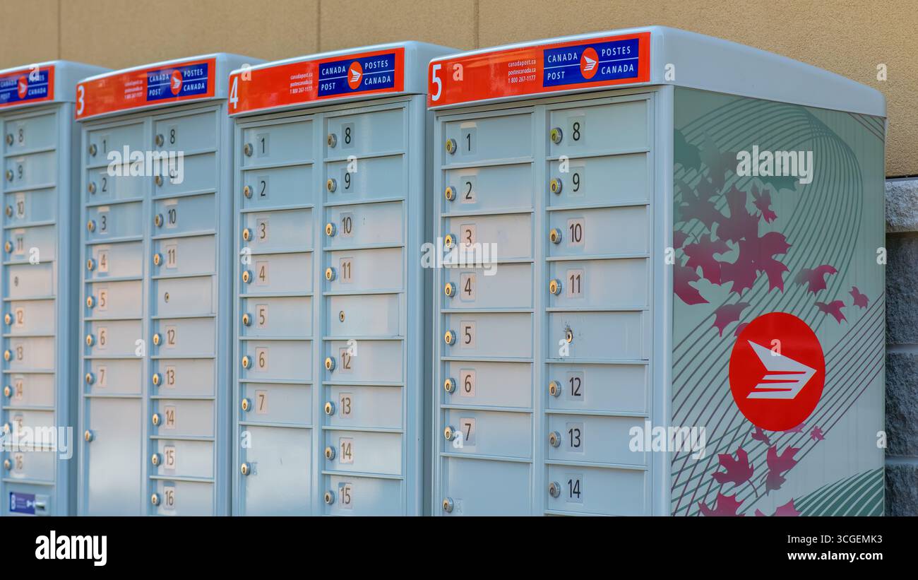 Canada Post community mailboxes numbered and labeled with bilingual ...