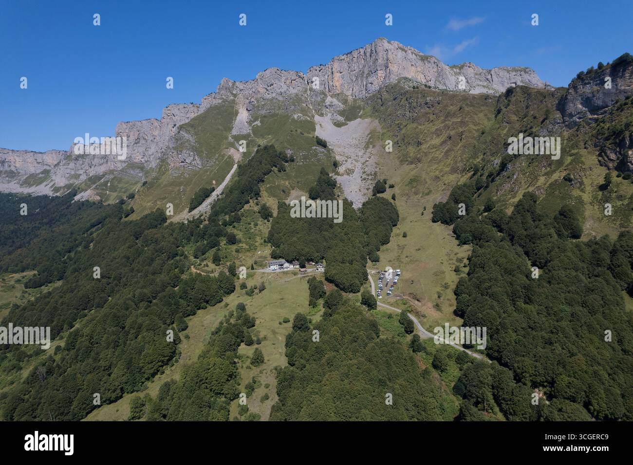 Cirque of Lescun, Lescun, Nouvelle Aquitaine, France Stock Photo - Alamy