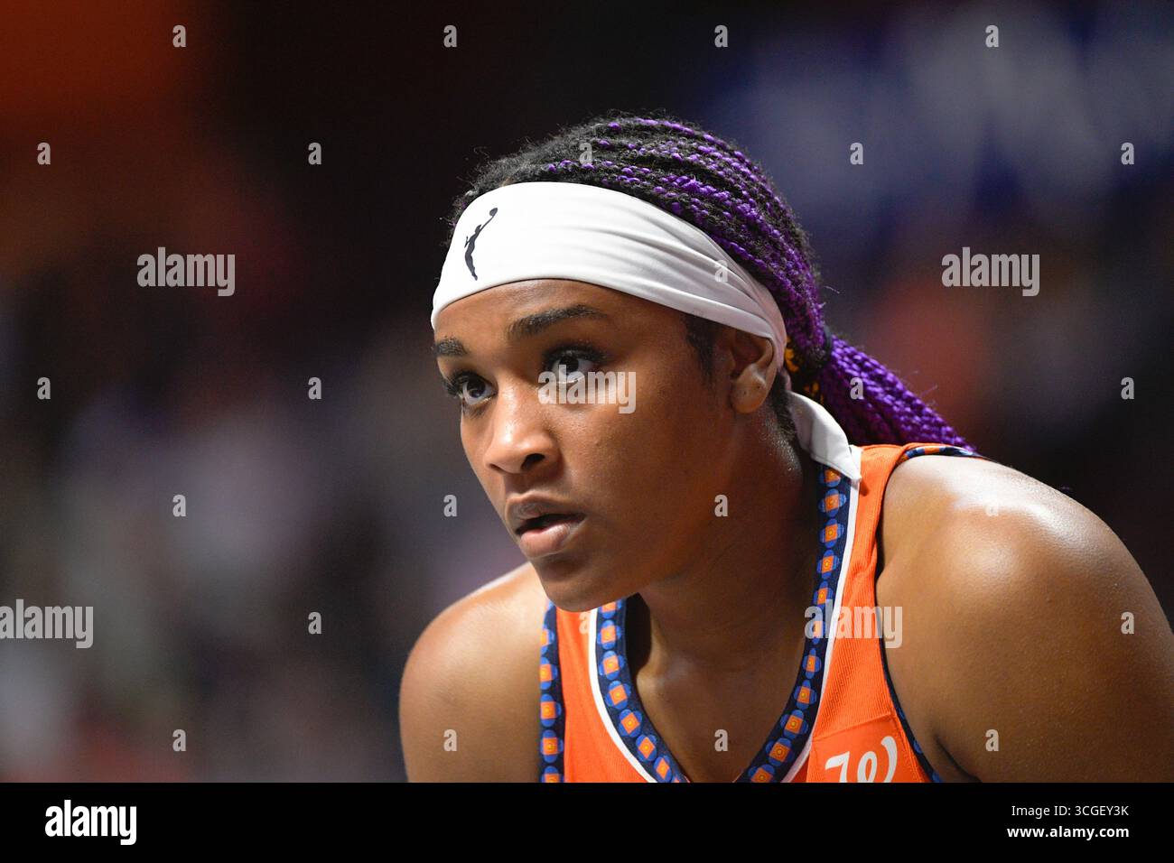 UNCASVILLE, CT - AUGUST 21: Connecticut Sun forward Aaliyah Edwards (8 ...