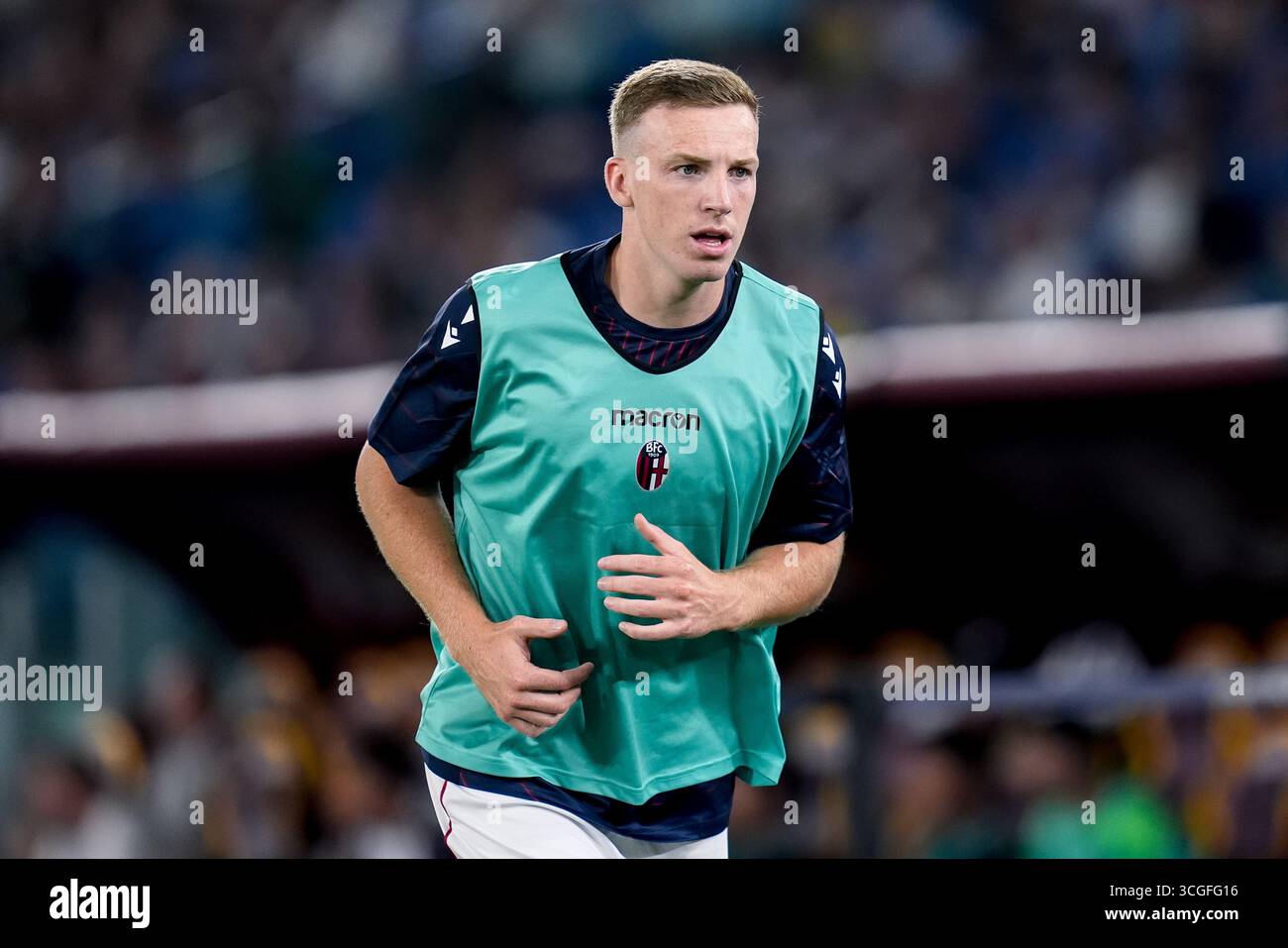 Lewis Ferguson of Bologna FC 1909 looks on during the Serie A match ...