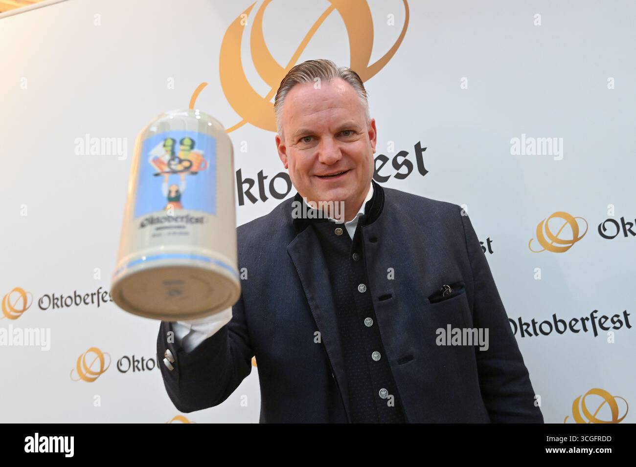 Oktoberfest director Dr. Christian SCHARPF. Oktoberfest: Presentation ...