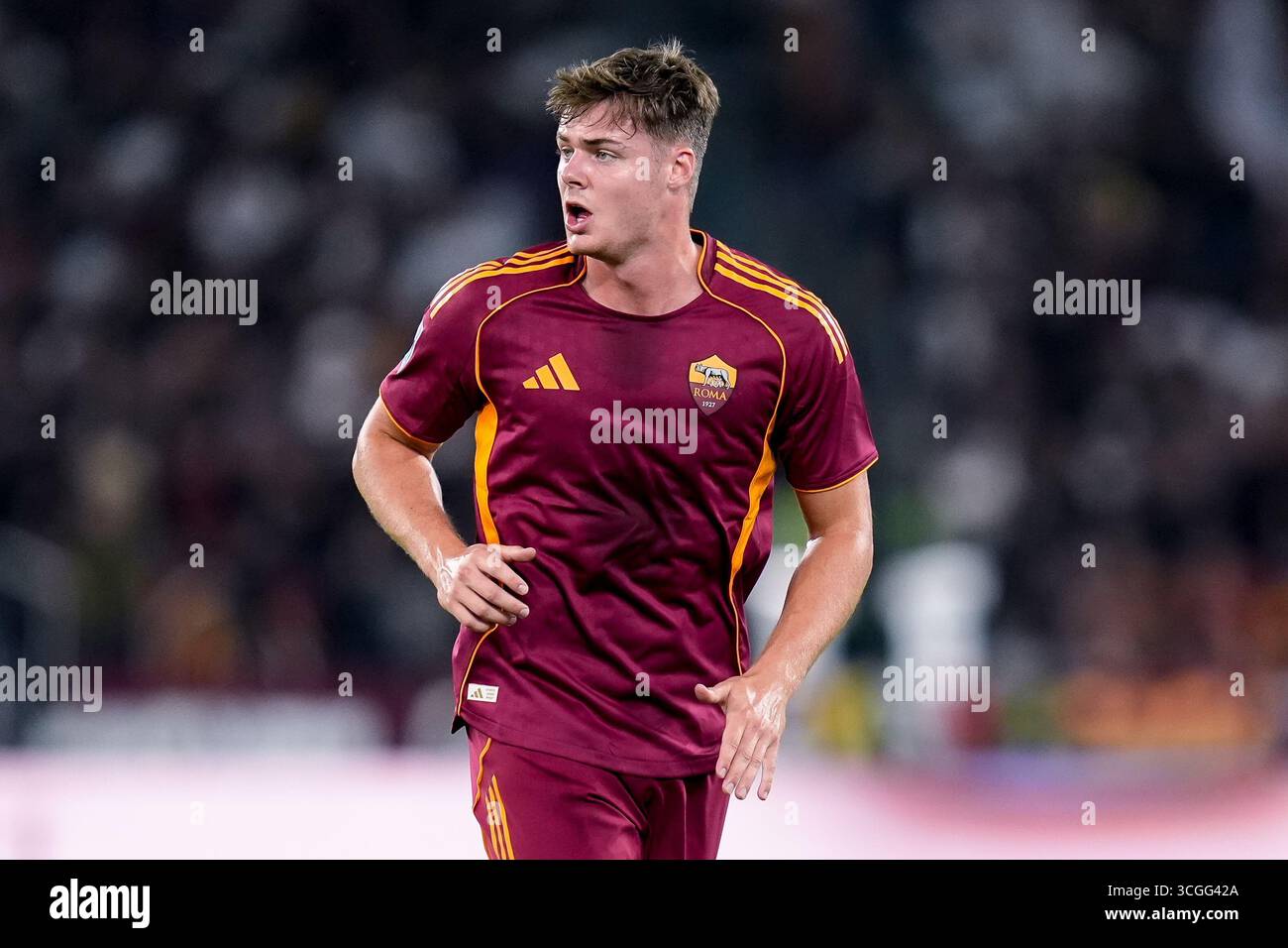 Evan Ferguson of AS Roma looks on during the Serie A Enilive match ...