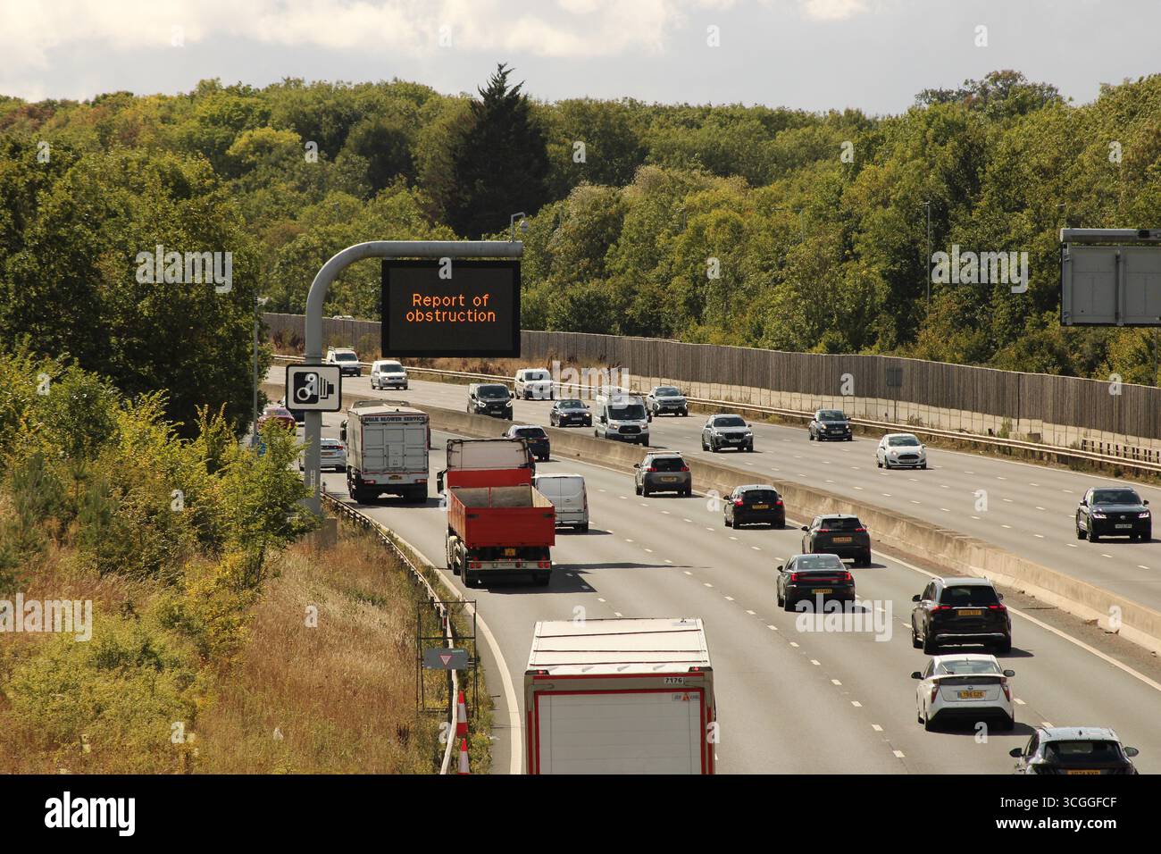 A matrix sign on m4 motorway hi-res stock photography and images - Alamy