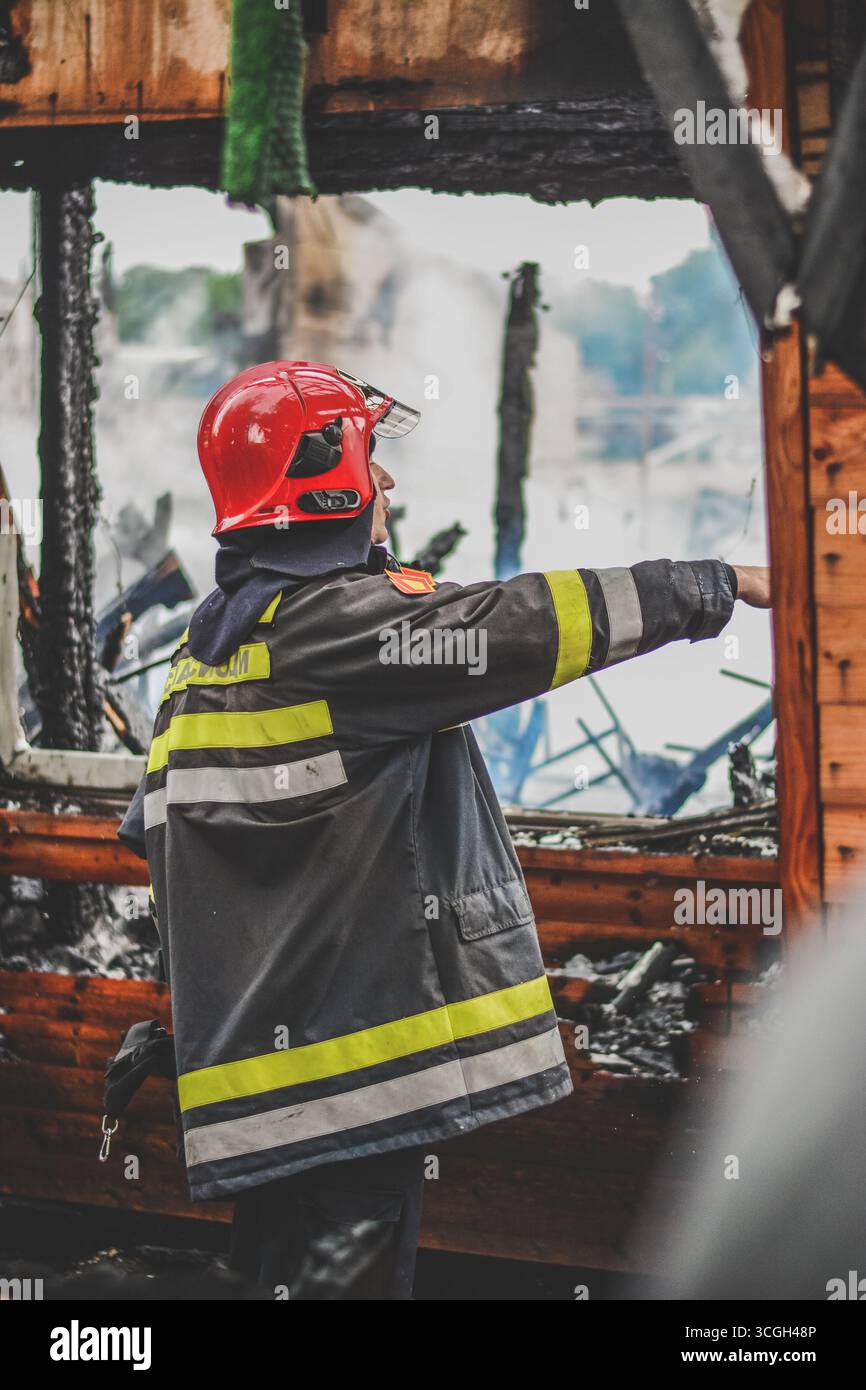 Firefighters extinguishing a fire in Belgrade, Serbia Stock Photo - Alamy