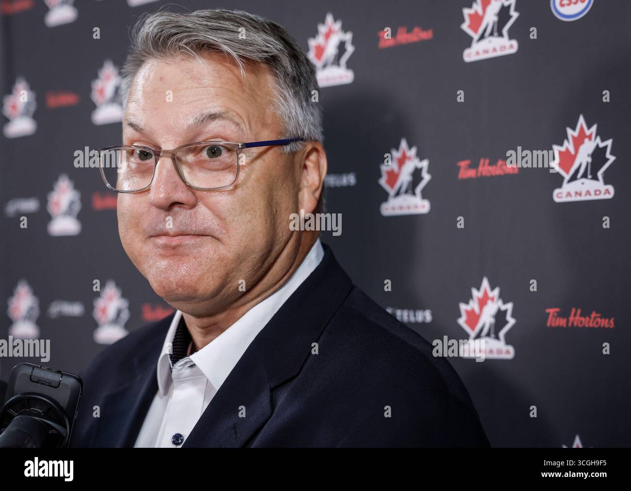 Canada‚Äôs National Para Hockey Team head coach Boris Rybalka speaks to ...