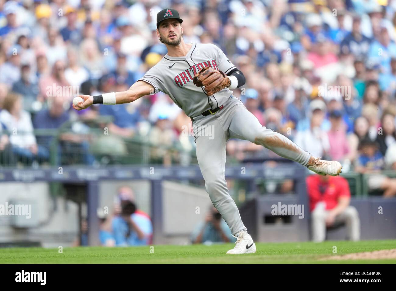 Arizona Diamondbacks shortstop Blaze Alexander (9) throws out Milwaukee ...