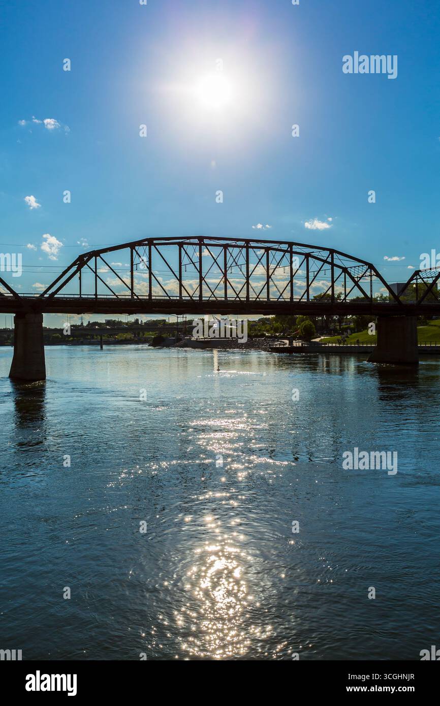 The iconic Victoria Bridge, commonly known as the Traffic Bridge ...