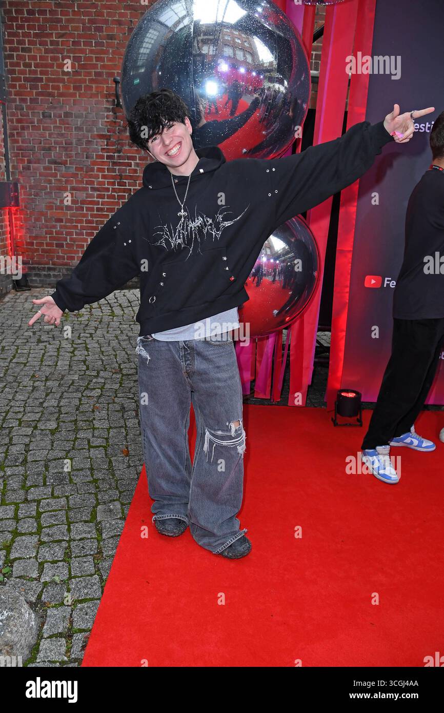 Kris Grippo beim YOUTUBE FESTIVAL in der Arena Berlin am 28.08.2025 ...