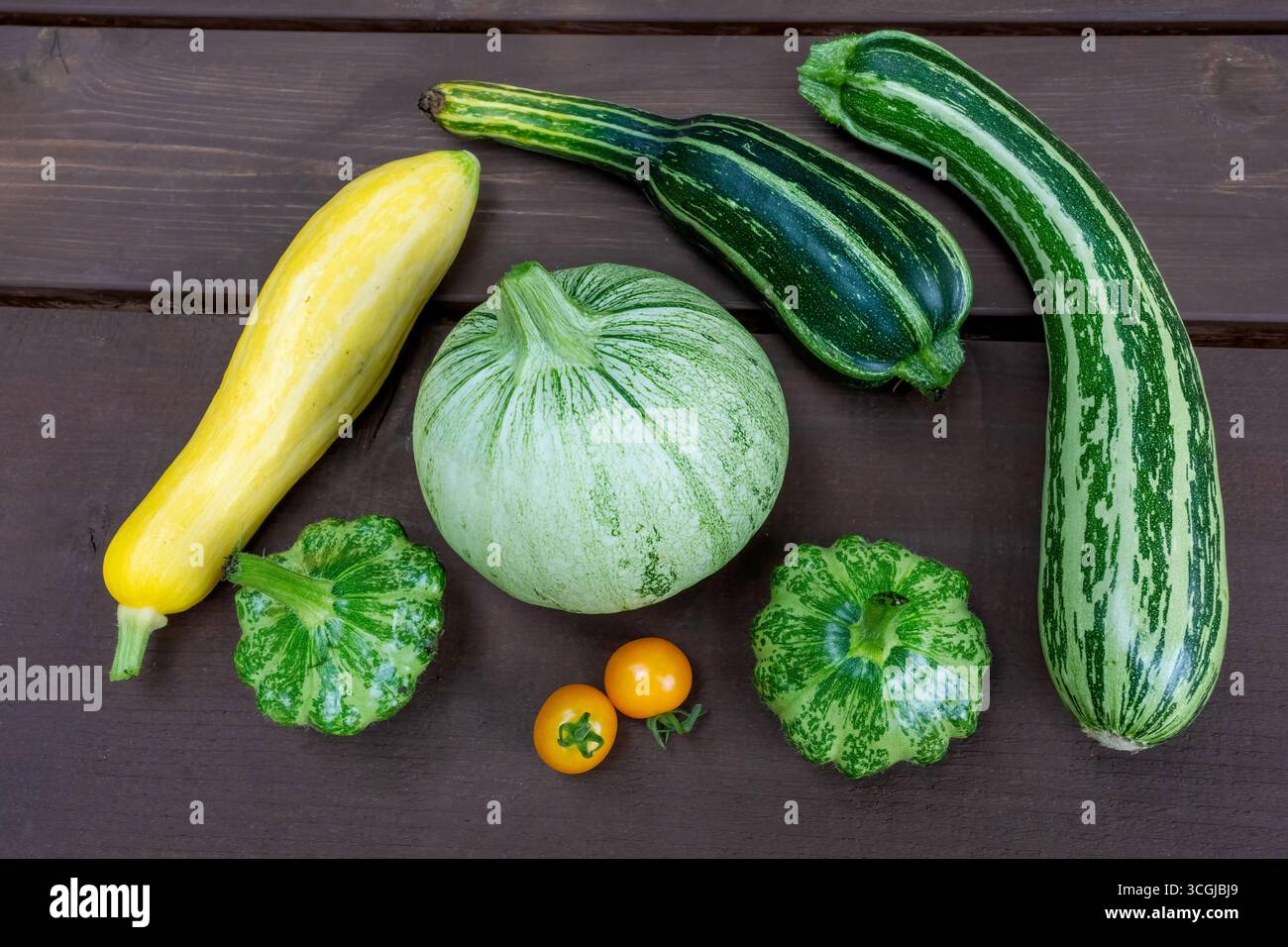 Ronde de nice squash hi-res stock photography and images - Alamy