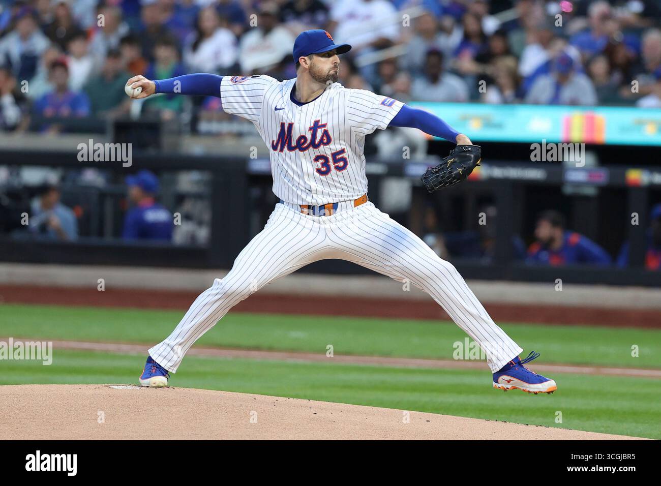 New York Mets pitcher Clay Holmes throws during the first inning of a baseball game against the ...