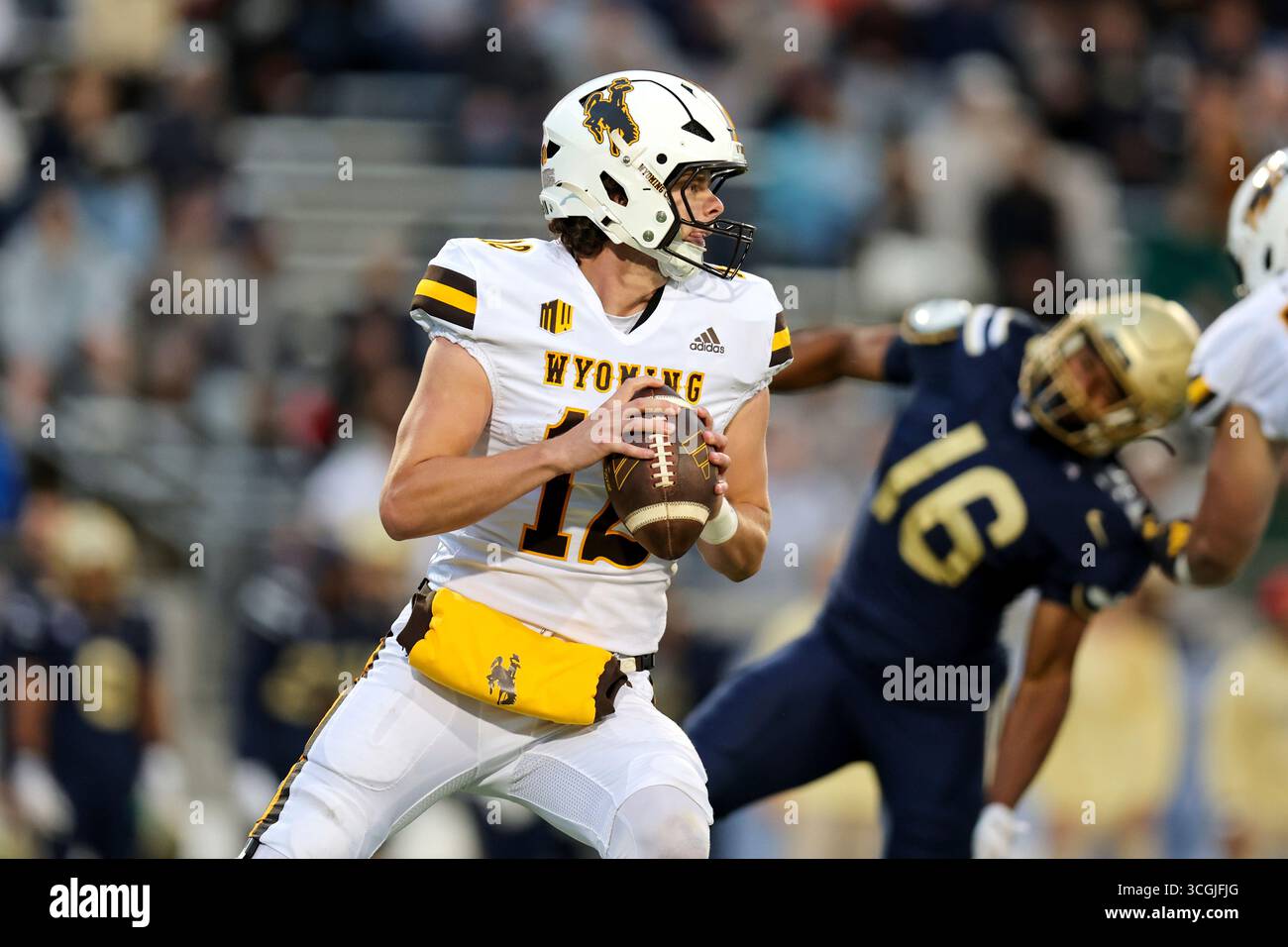 AKRON, OH - AUGUST 28: Wyoming Cowboys quarterback Kaden Anderson (12 ...