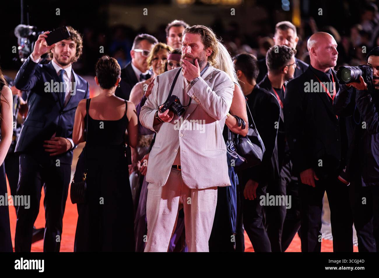 Greg Williams attends the red carpet of the film "Jay Kelly" at the ...