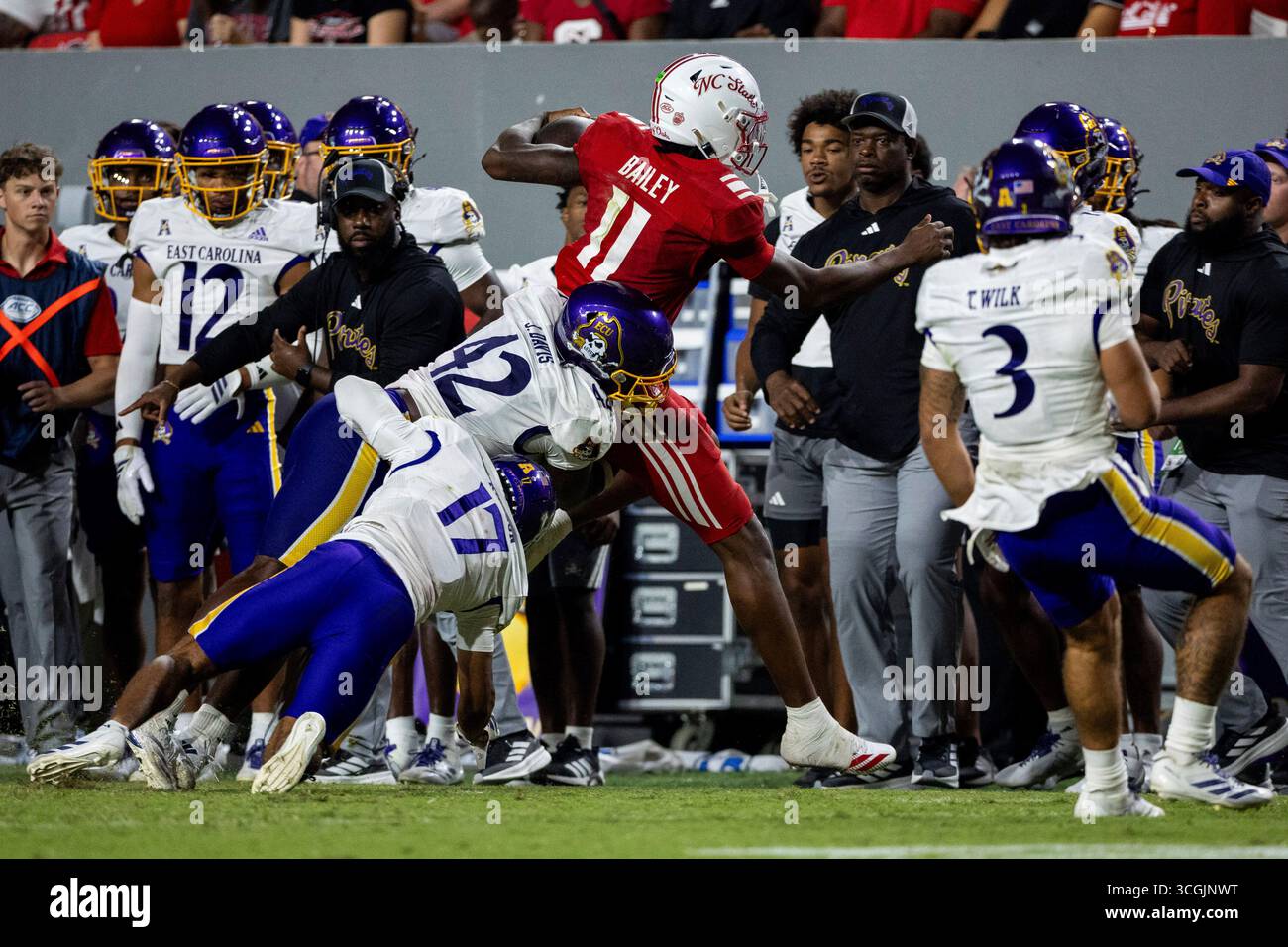 August 28, 2025: North Carolina State Wolfpack quarterback CJ Bailey ...