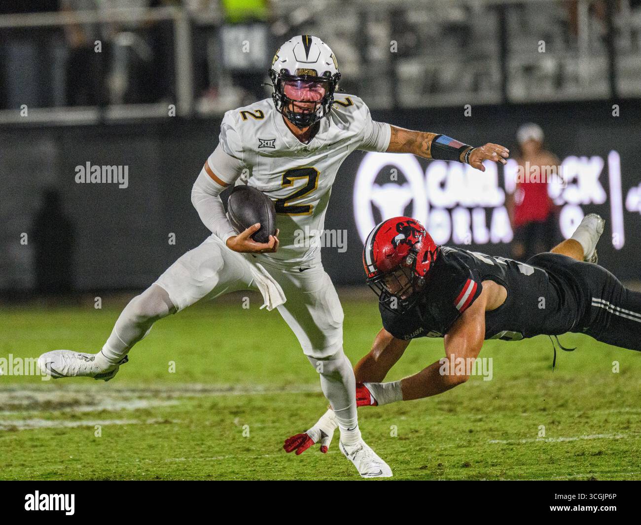 August 28, 2025: UCF Knights quarterback Tayven Jackson (2) runs with ...