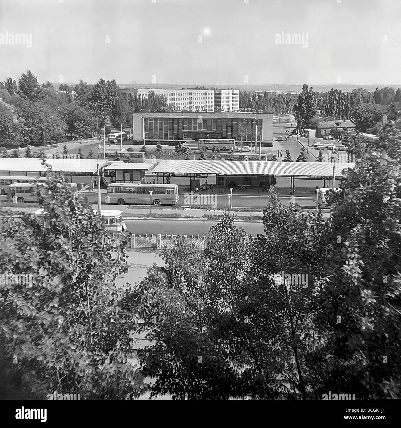 An archival panorama of the Bus Station (Avtovokzal) in Sloviansk, 1987 ...