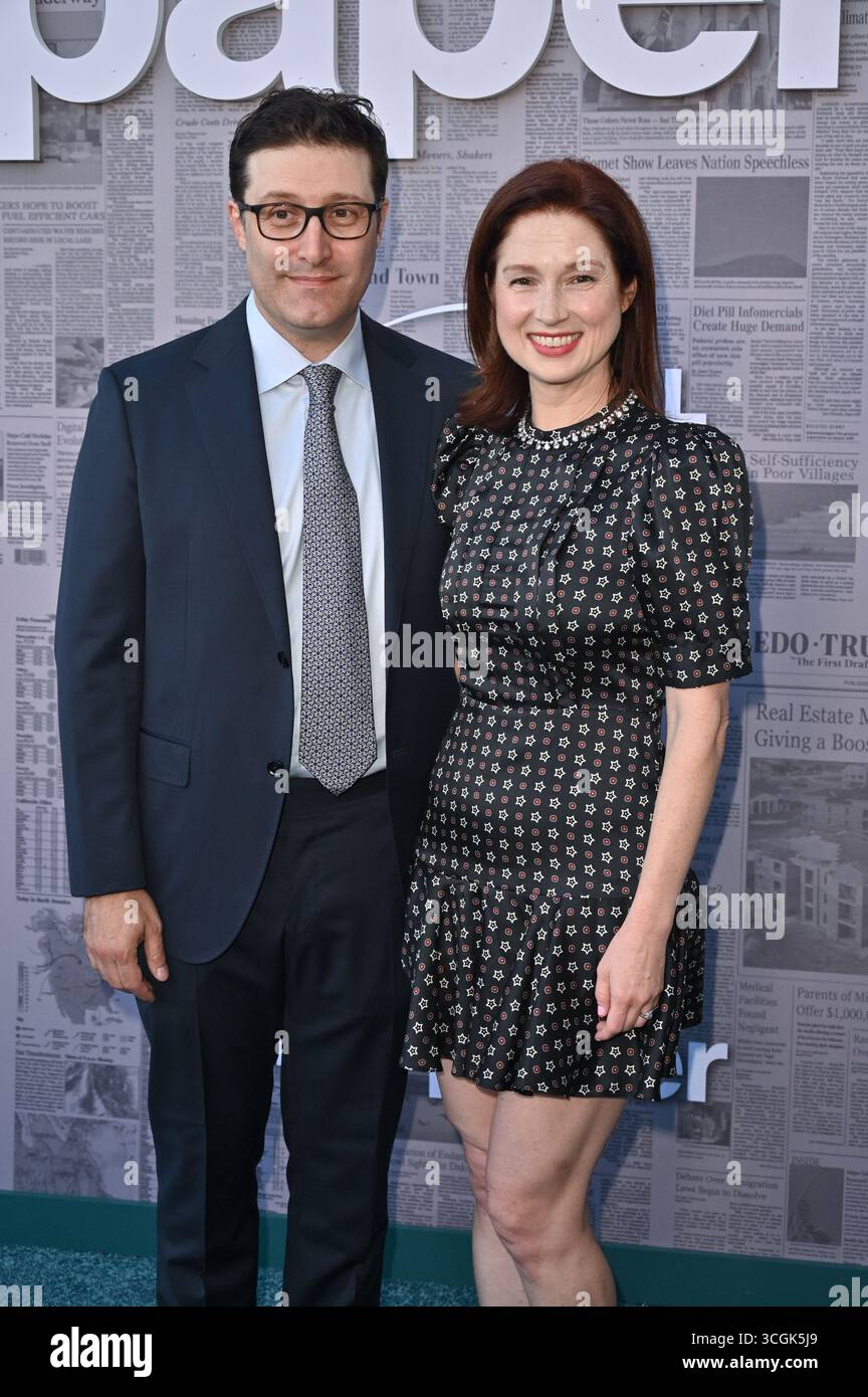 Los Angeles, CA USA - August 27, 2025: Michael Koman, Ellie Kemper ...