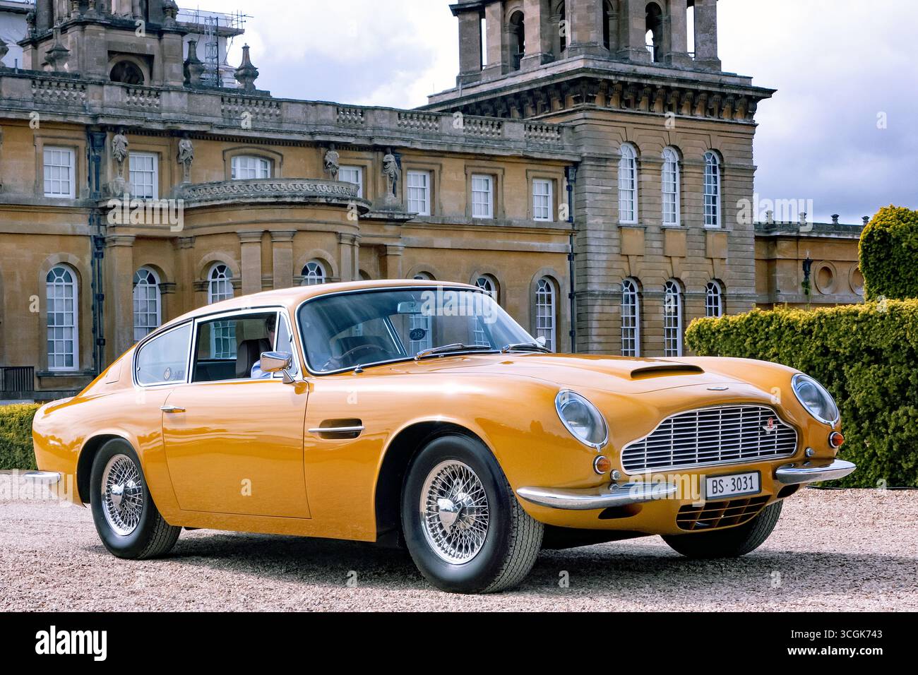 1969 aston martin db6 mk2 hi-res stock photography and images - Alamy