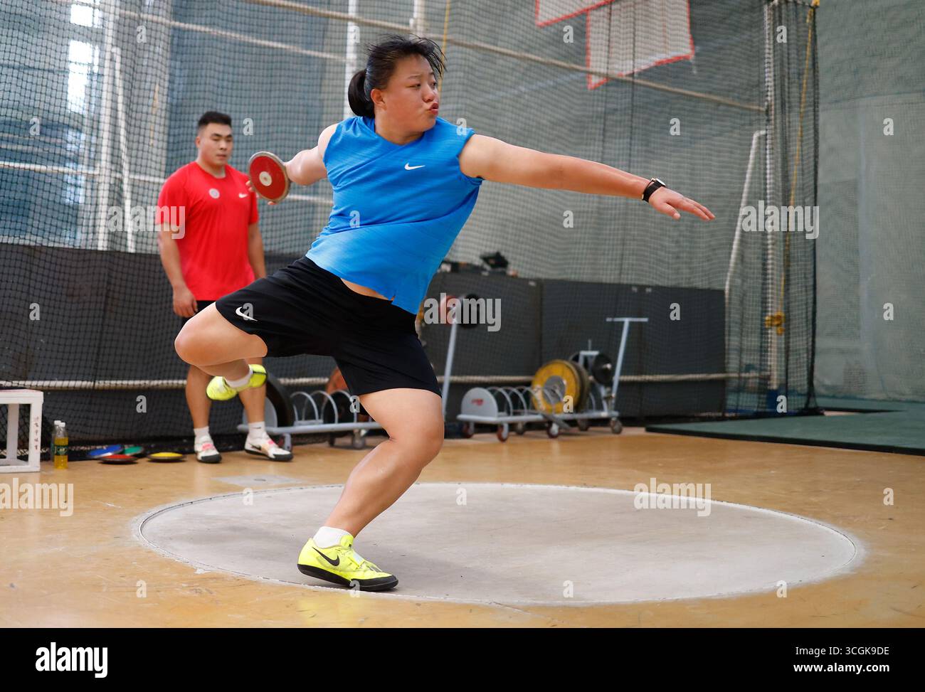 (250829) -- BEIJING, Aug. 29, 2025 (Xinhua) -- Chinese discus thrower Jiang Zhichao takes a ...