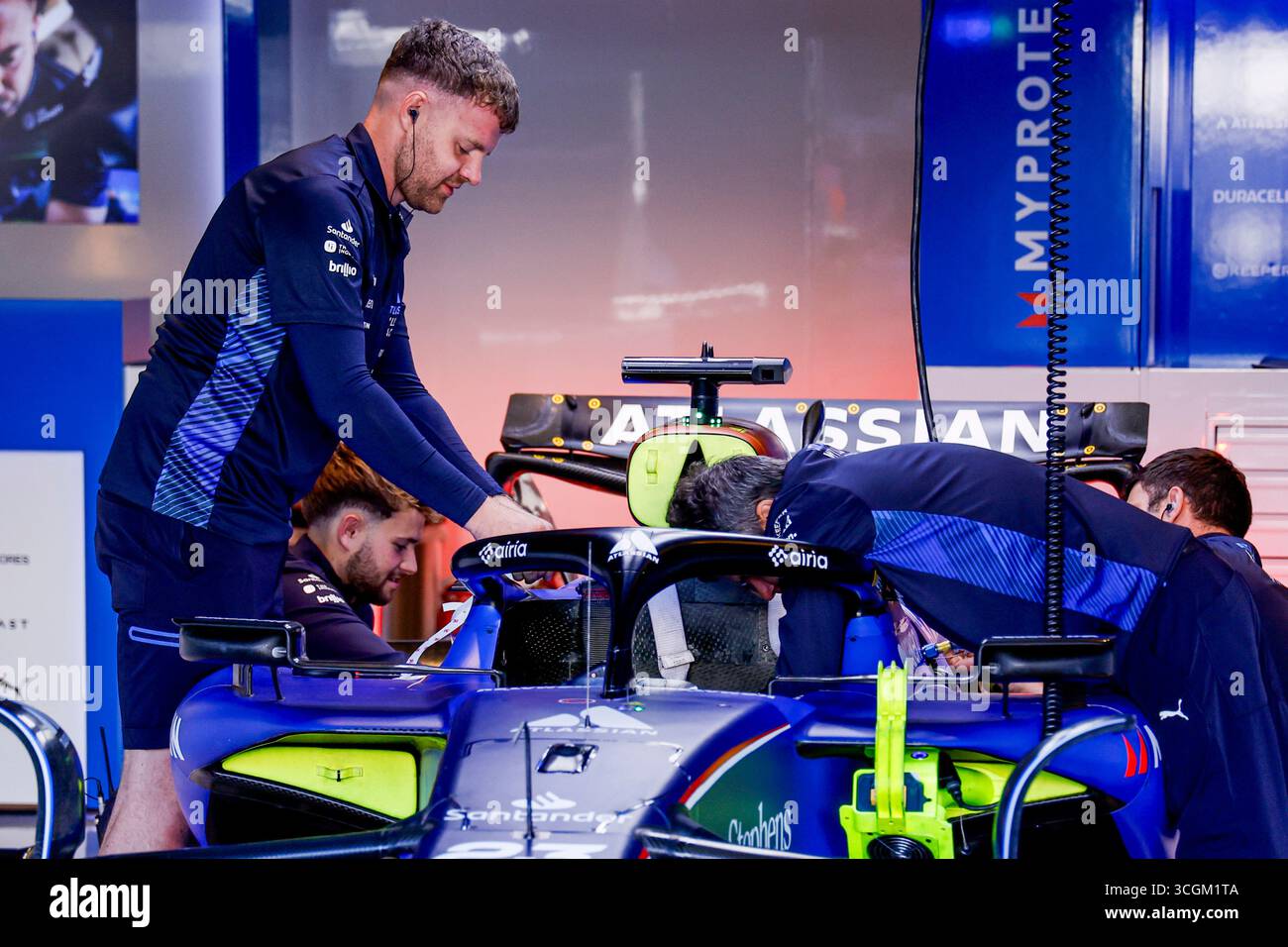 Williams mechanics prepare Alexander Albon's car during the Formula 1 ...