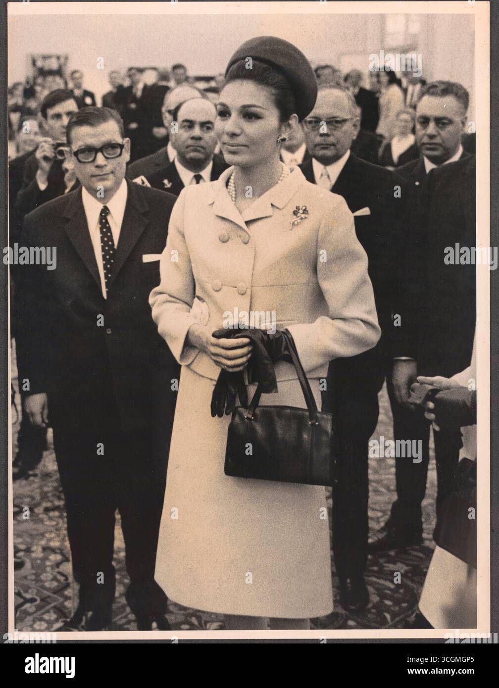 Schah reza pahlavi hi-res stock photography and images - Alamy