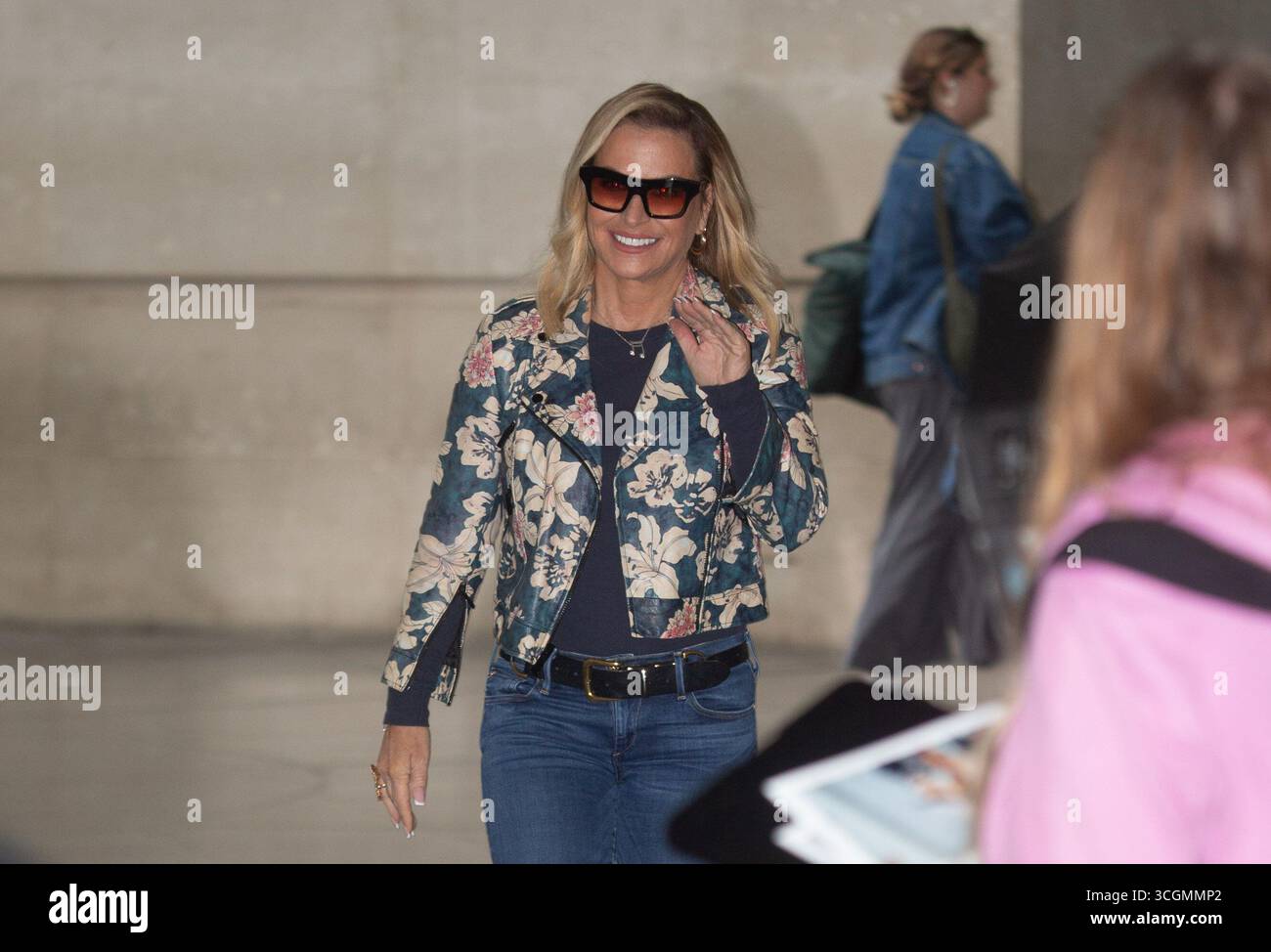 Radio 2 breakfast scott mills hi-res stock photography and images - Alamy