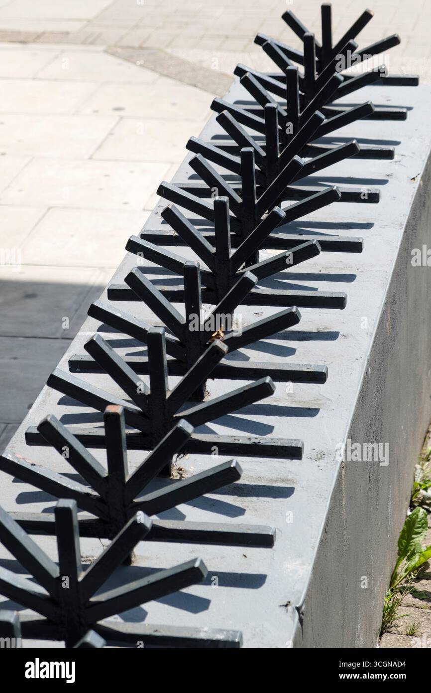 Anti loitering spikes hi-res stock photography and images - Alamy