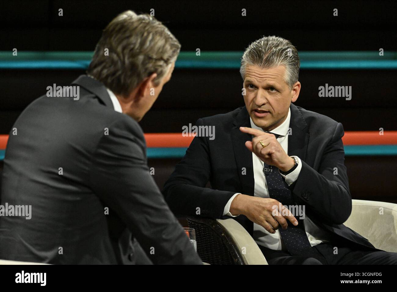 Markus Lanz li. mit Thorsten Frei 08/25 her Markus Lanz li. und ...