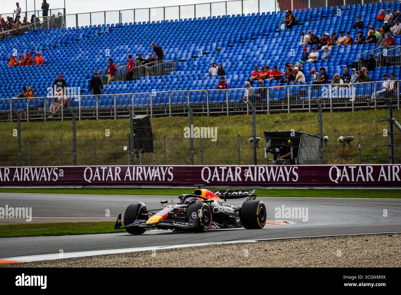 01 VERSTAPPEN Max (nld), Red Bull Racing RB21, action during the 2025 ...