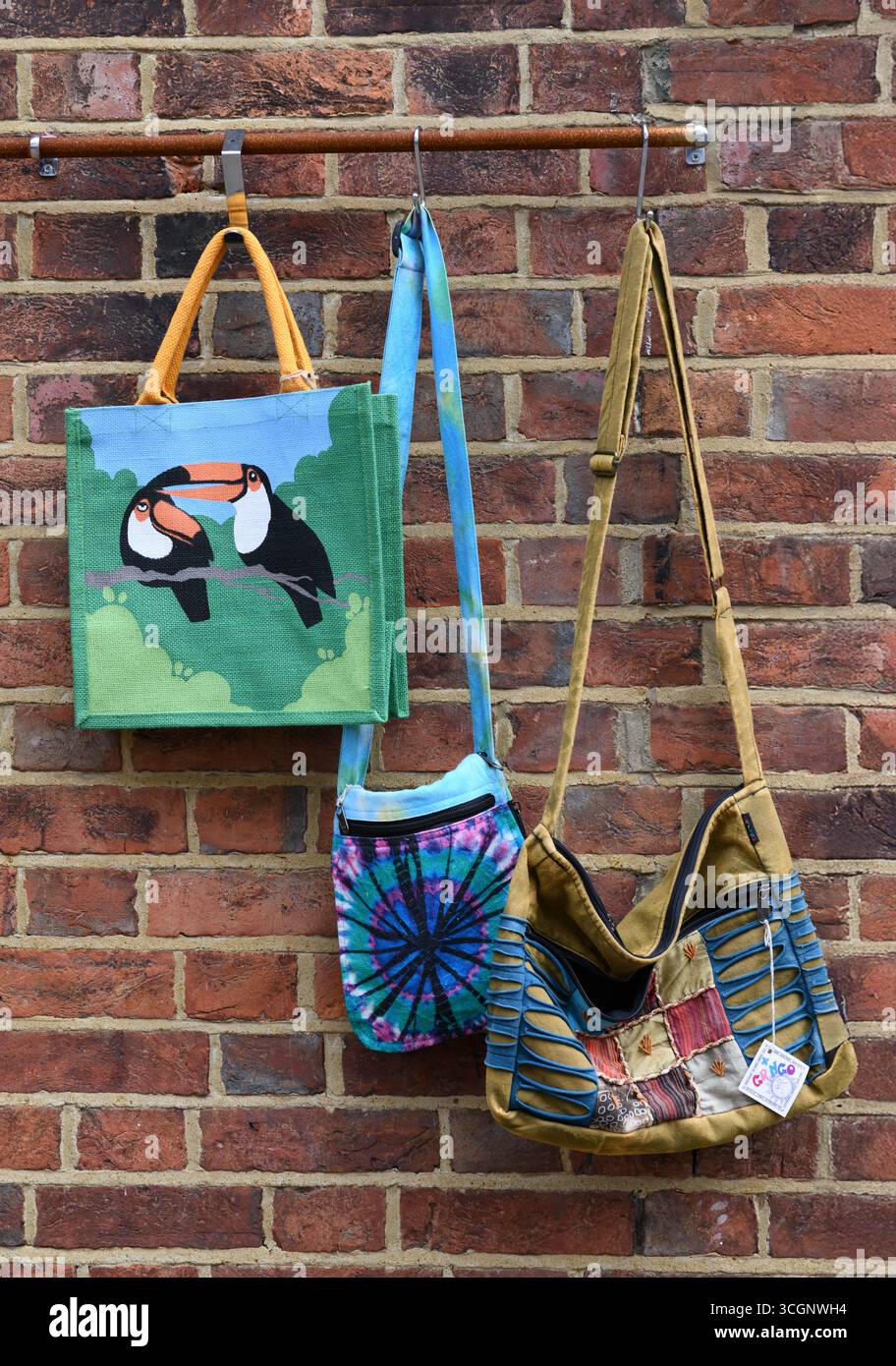 Cotton shopper bags hi-res stock photography and images - Alamy