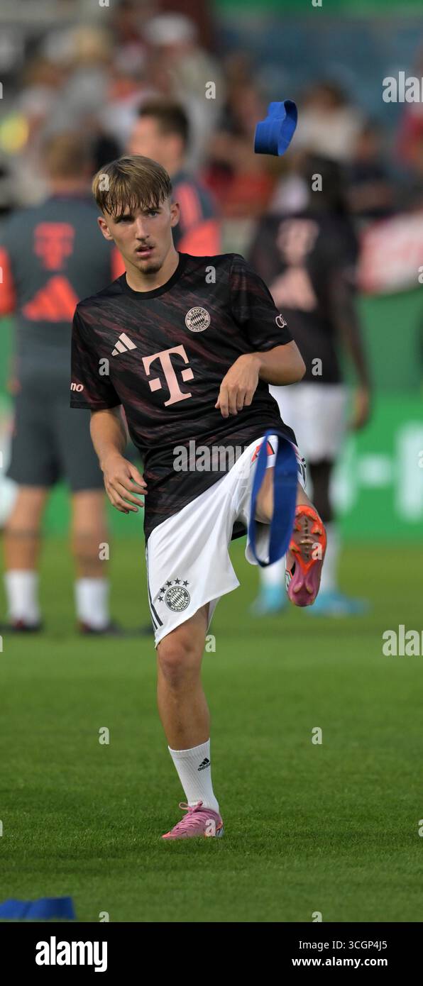 Schiesst mit dehnband hi-res stock photography and images - Alamy