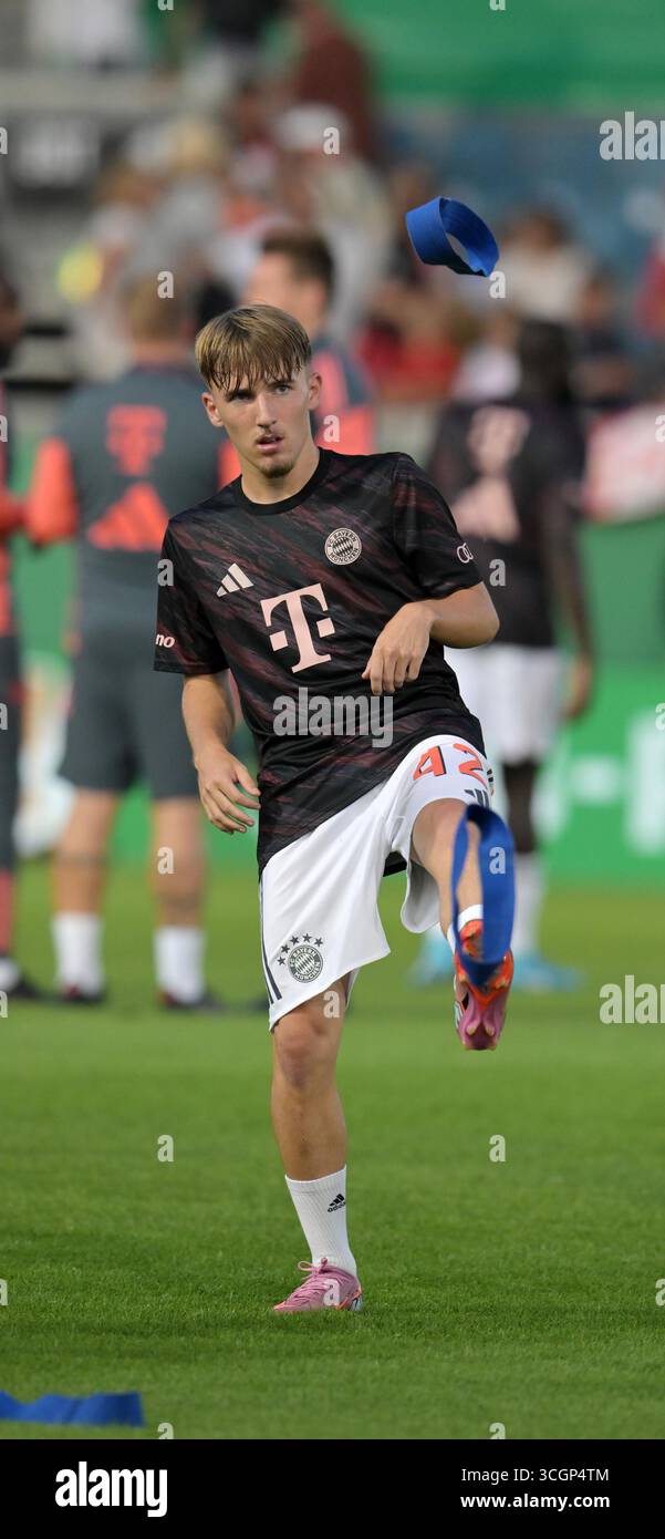 Schiesst mit dehnband hi-res stock photography and images - Alamy