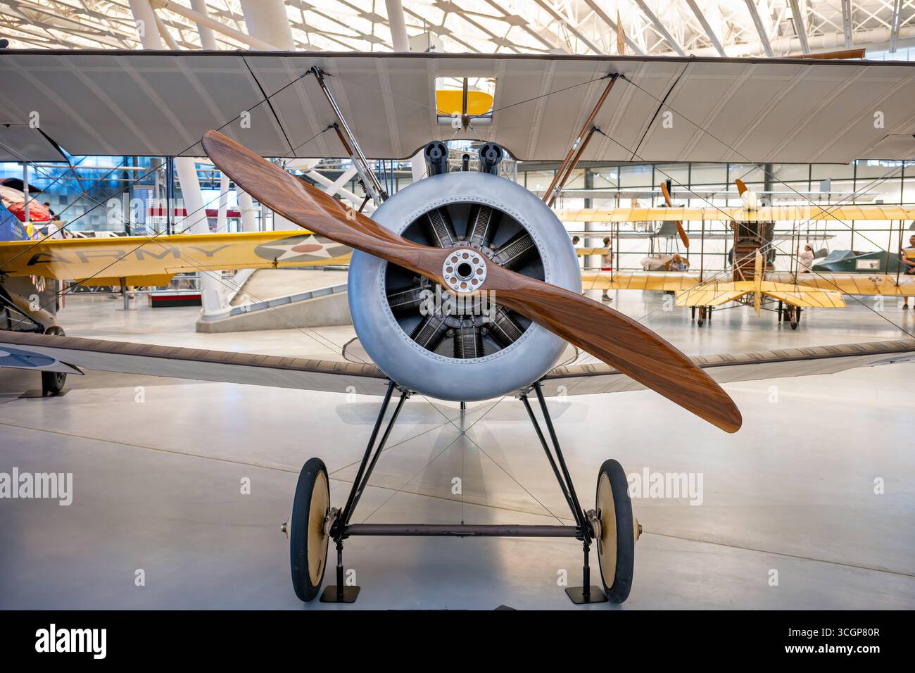Superior aircraft hi-res stock photography and images - Alamy