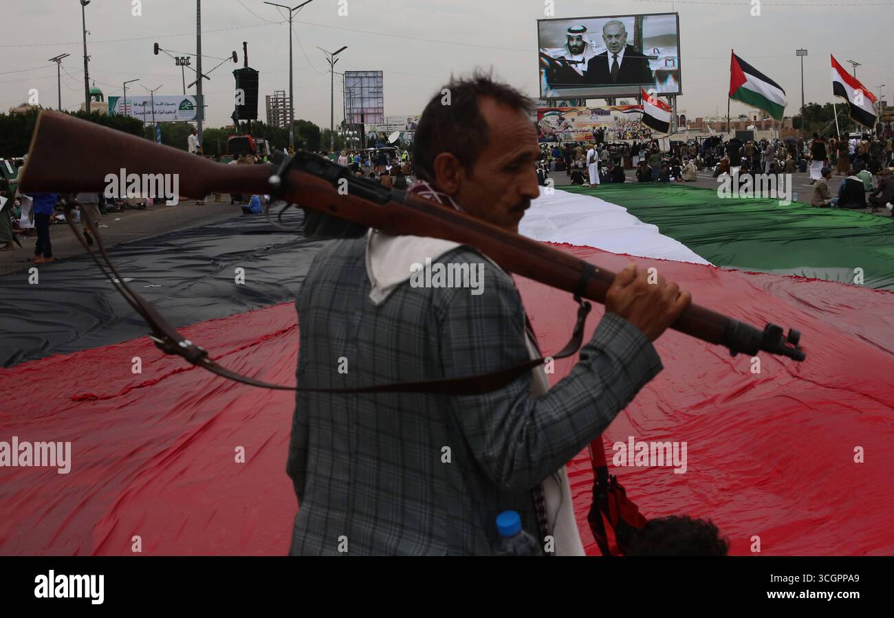 Houthis protest Israel over strikes in Sana a and Gaza war Houthi ...