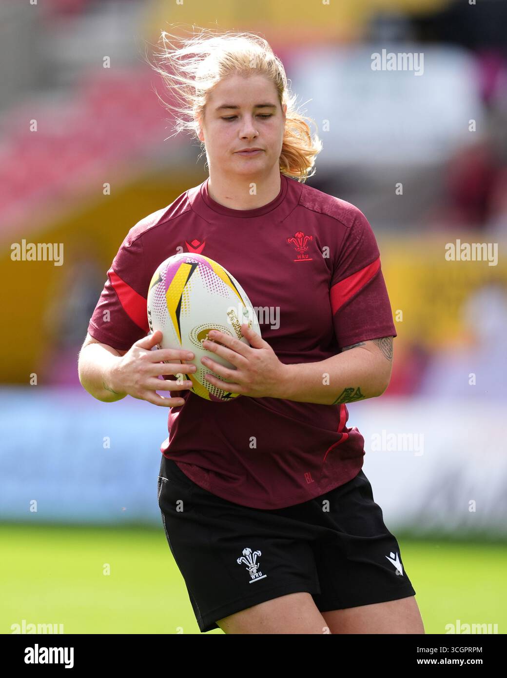 Wales Women's Bethan Lewis during a team run at Salford Community ...