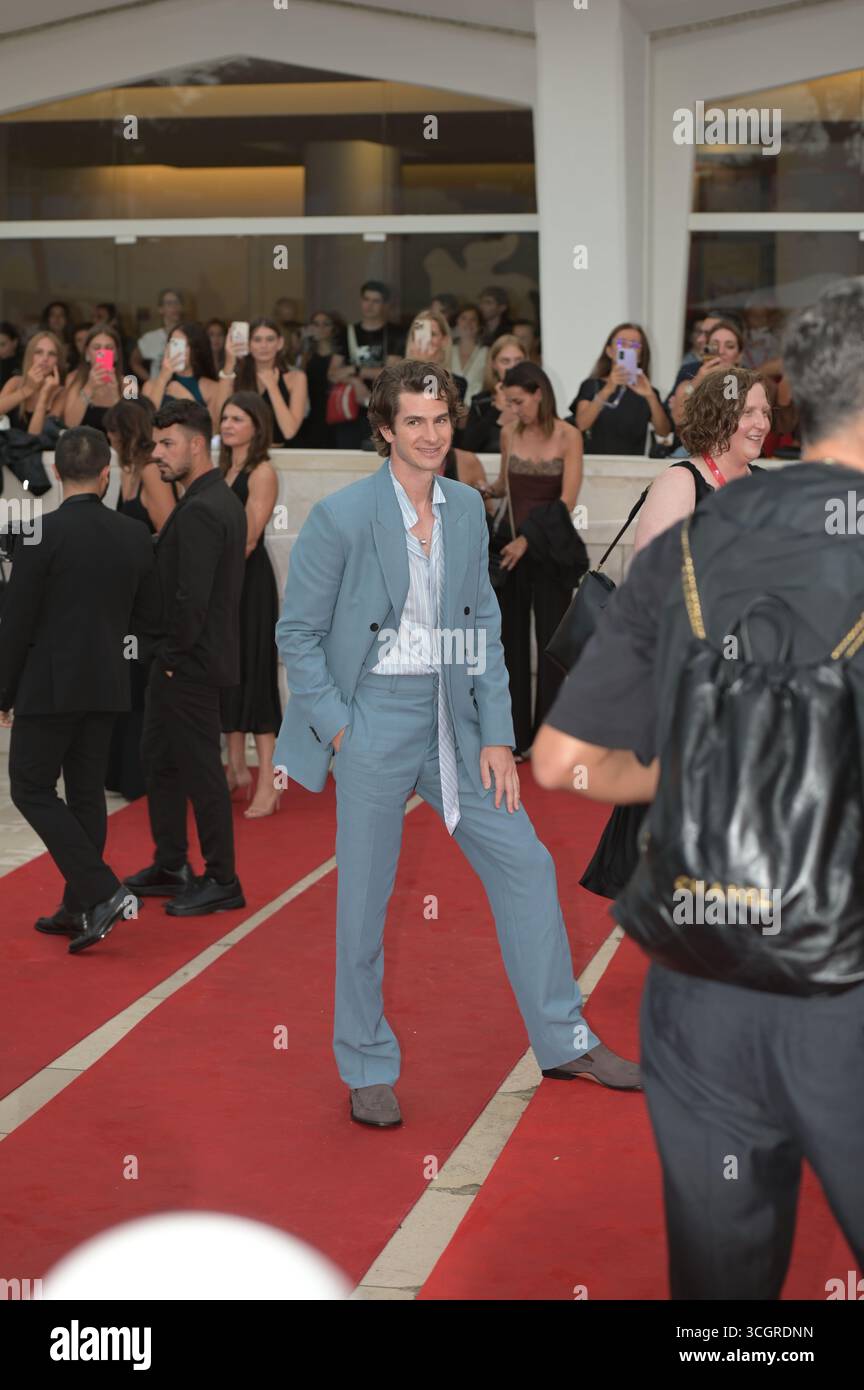 Actress photographer walk red carpet hi-res stock photography and ...
