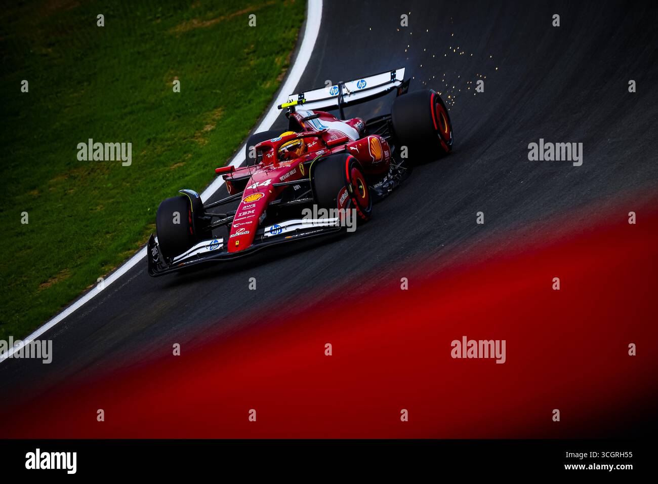 44 Lewis Hamilton, (GRB) Scuderia Ferrari SF25, during the Dutch GP ...