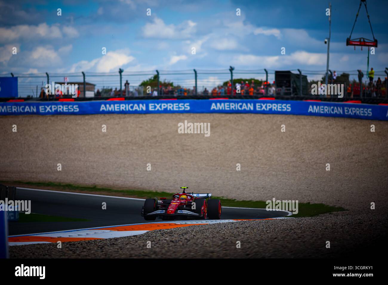 44 Lewis Hamilton, (GRB) Scuderia Ferrari SF25, during the Dutch GP ...