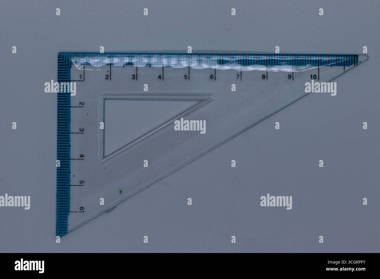 Clear triangle ruler hi-res stock photography and images - Alamy