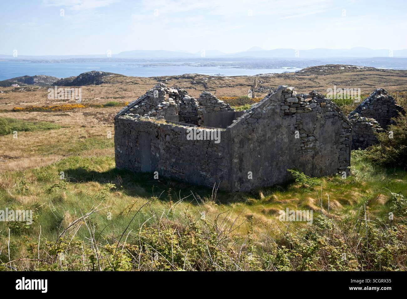 Oilean mor hi-res stock photography and images - Alamy