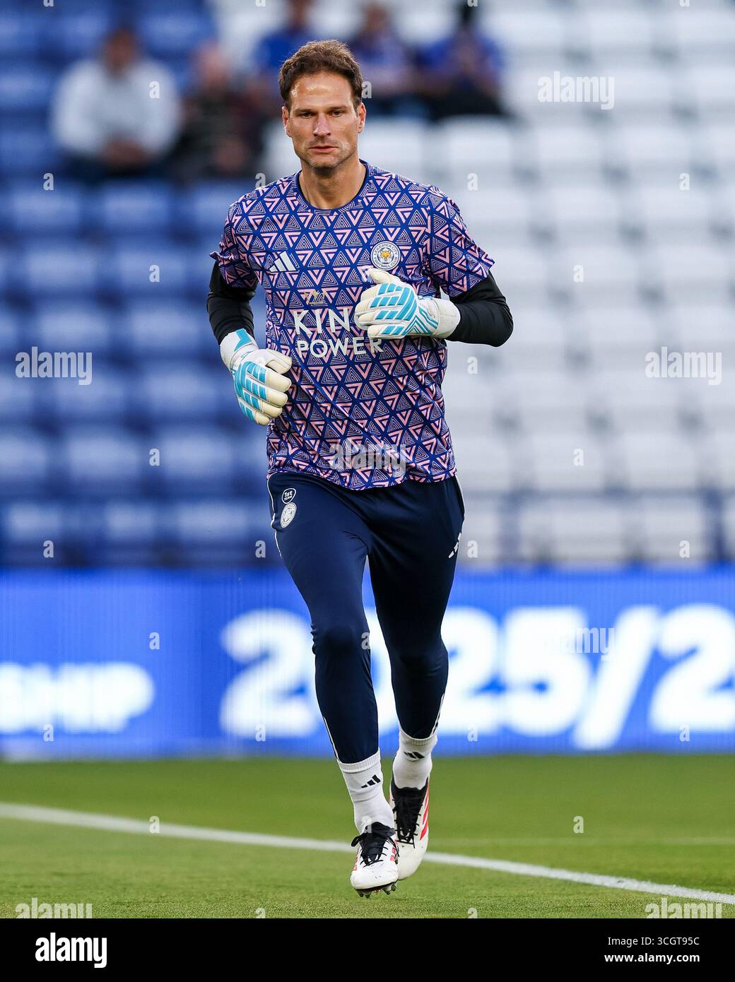 Leicester City's Asmir Begovic at warm up during the Sky Bet ...