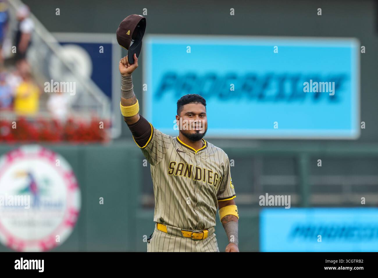 August 29th, 2025: San Diego Padres first baseman Luis Arraez (4) waves ...
