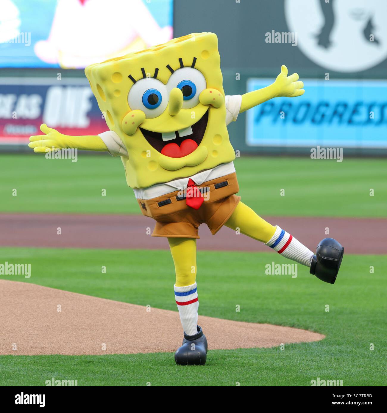 August 29th, 2025: SpongeBob Squarepants throws the ceremonial first ...