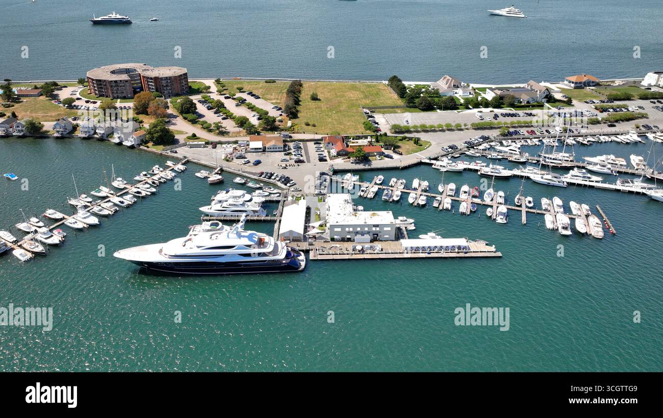 Aerial images of yachts docked at goat island marina hi-res stock ...