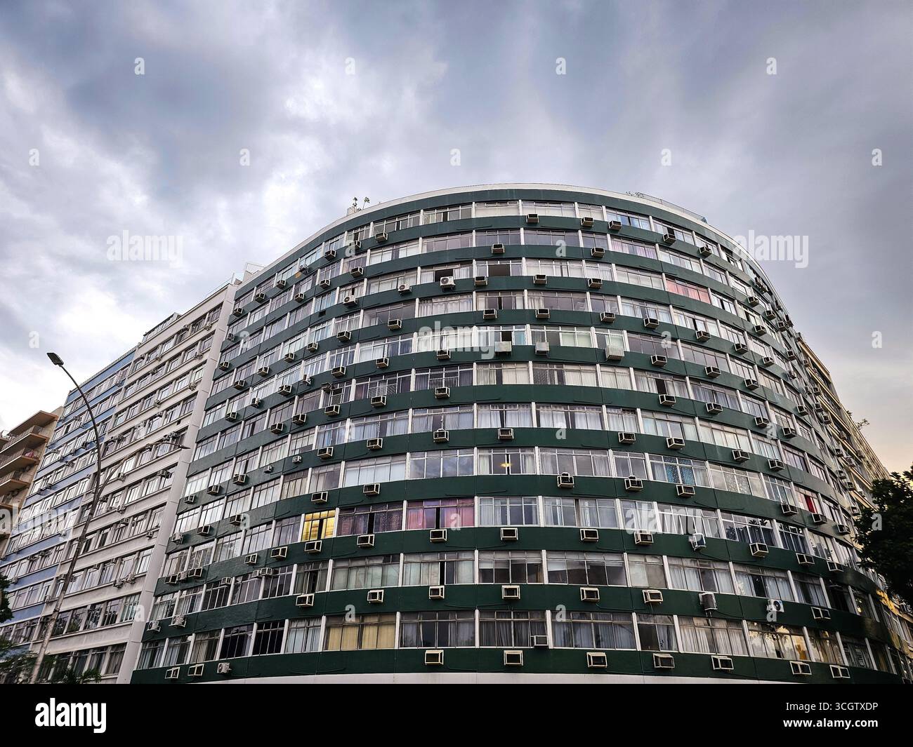 Curved Residential Building on Avenida Pasteur, Botafogo, Rio de ...
