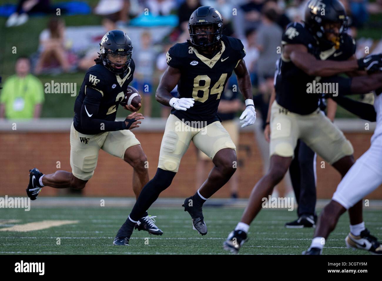 August 29, 2025: Wake Forest Demon Deacons quarterback Robby Ashford (2 ...